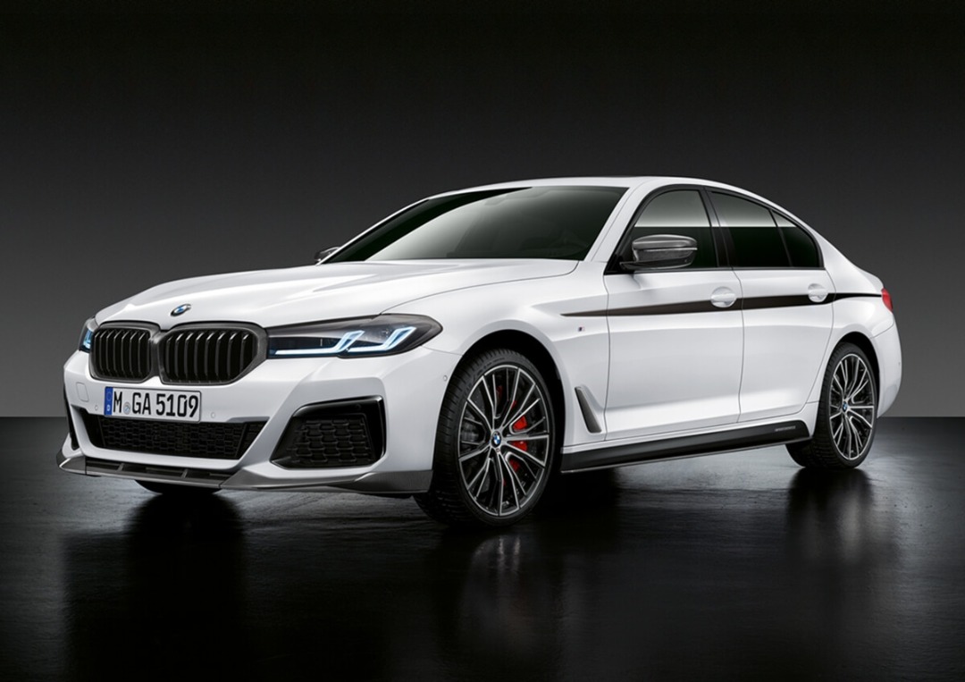 小改款G30 BMW 5 Series 正式发布，48V轻度混合动力系统上身 - 爱玩库